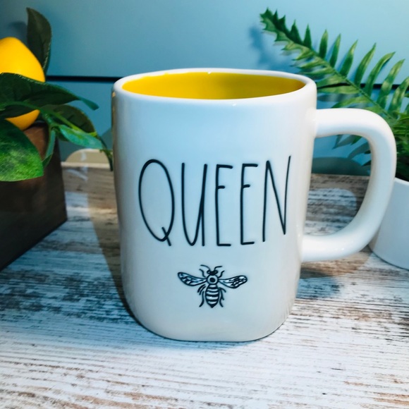 Rae Dunn | Kitchen | Rae Dunn Queen Bee Mug Yellow Inside | Poshmark